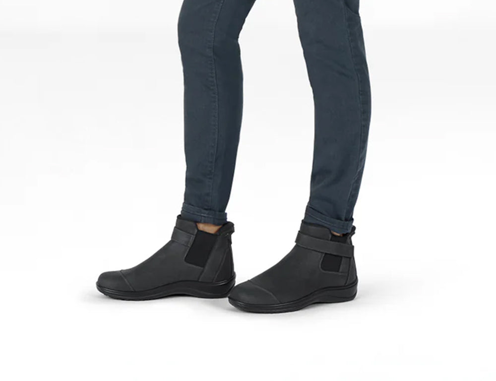 Orthofeet Womens | Hands-Free Chelsea Boots For Maximum Comfort ...